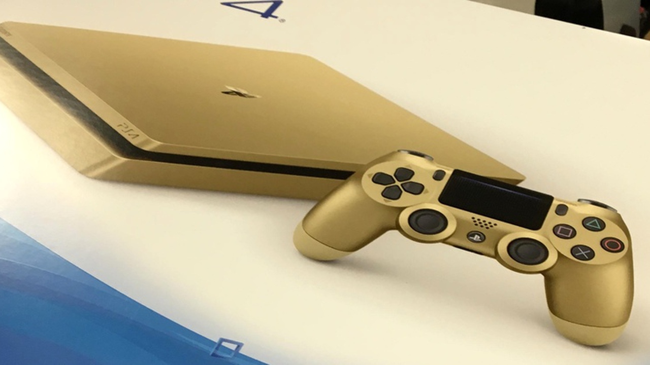 Слух: золотая PlayStation 4 появится в продаже 9 июня